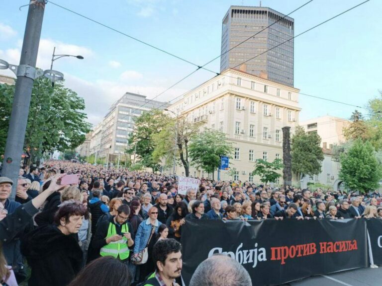 U Beogradu danas 22. protest Srbija protiv nasilja - Autonomija